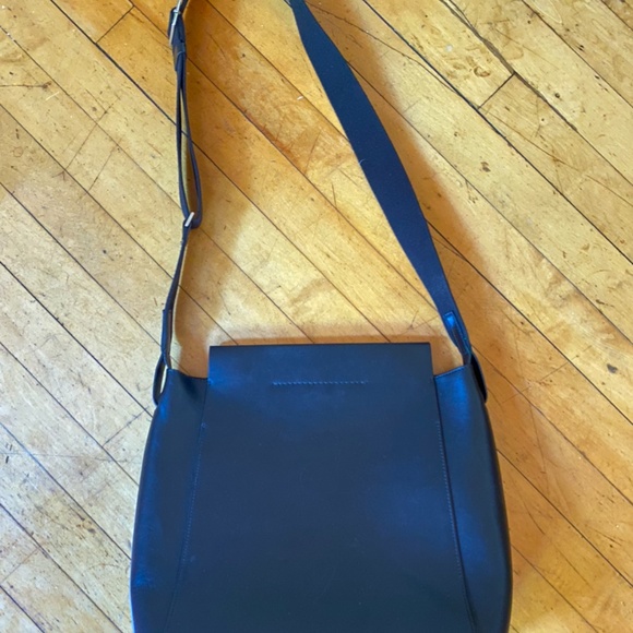 Everlane | Bags | Everlane Form Bag | Poshmark